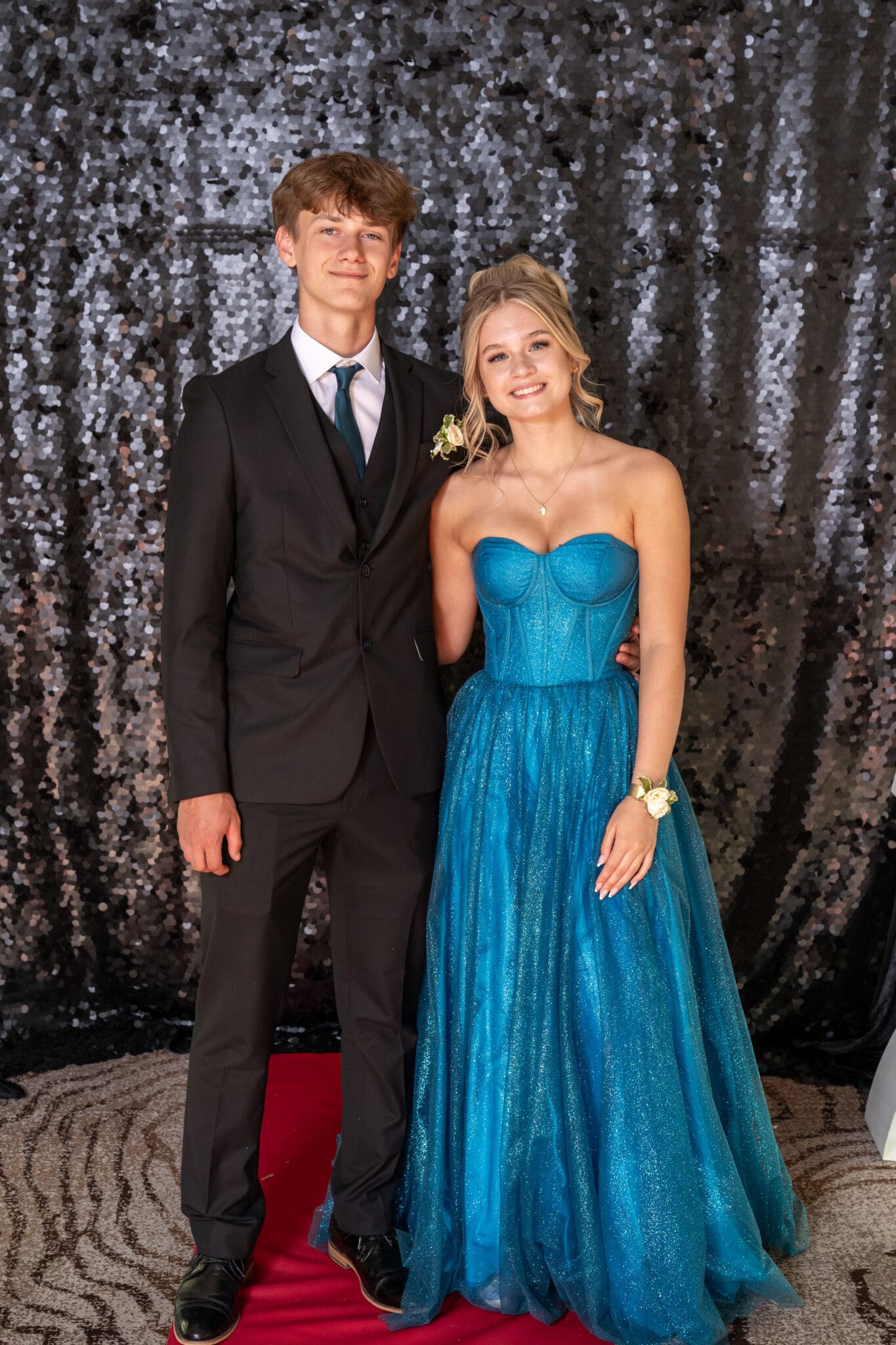 Graduation Photo Booth Rental | Glam & Fun Grad Parties